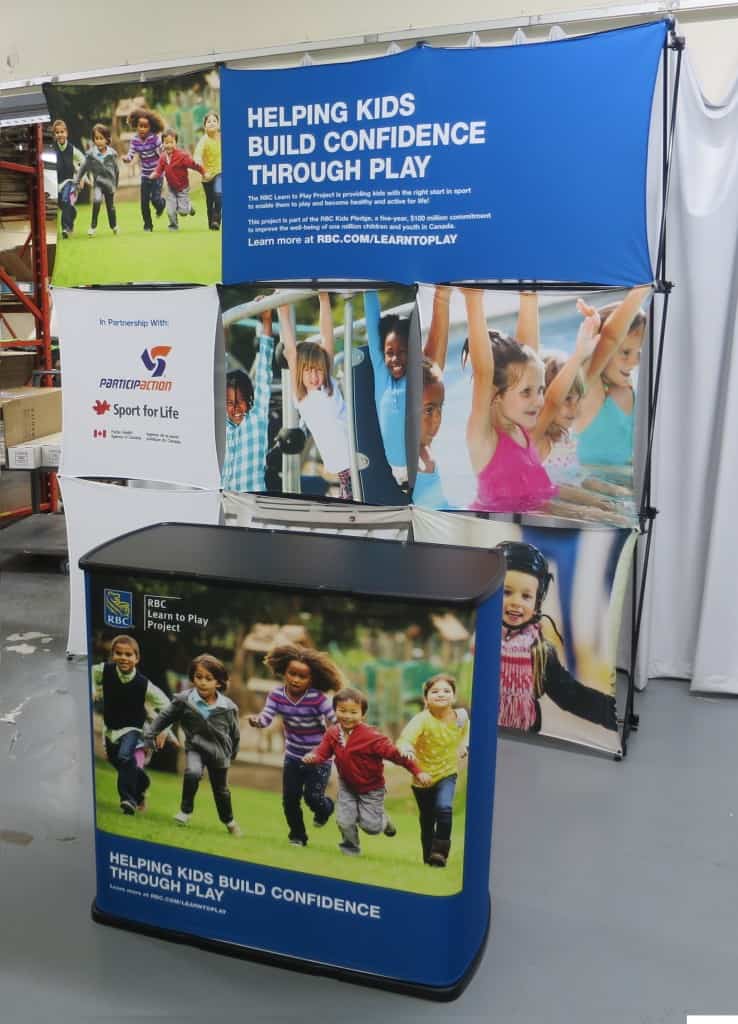 Hello Xpress display: One person can set up and dismantle in just 5 ...